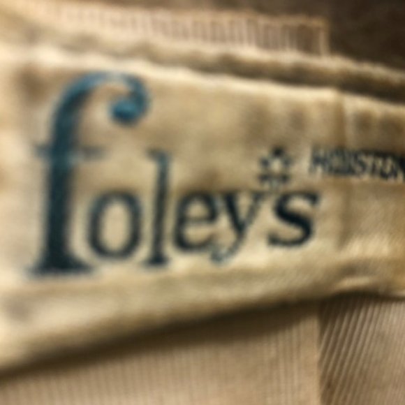 Foley's of Houston | Accessories | Foleys Of Houston Vintage Cream Wool ...